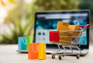 Shopping Mall Vs Online Shopping - [10 Things To Know] | Ampa Skyone